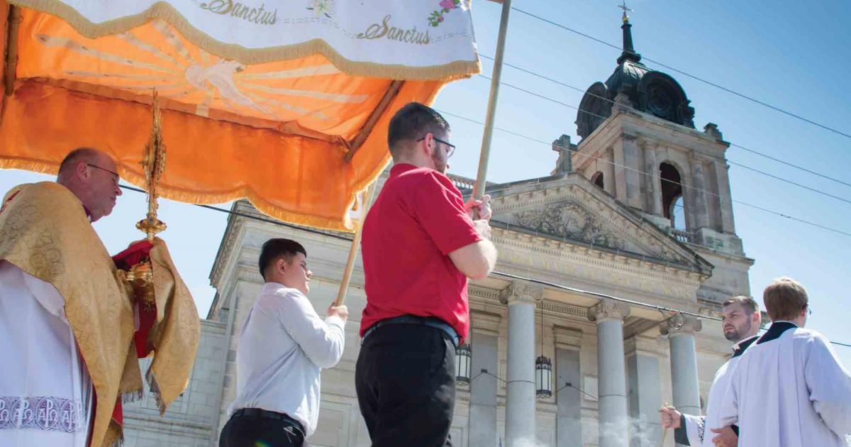 What is a Eucharistic Procession? | Faith Magazine