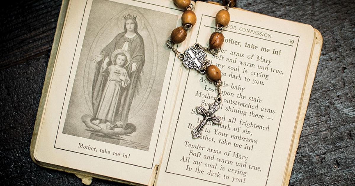 A Scriptural Rosary | Faith Magazine